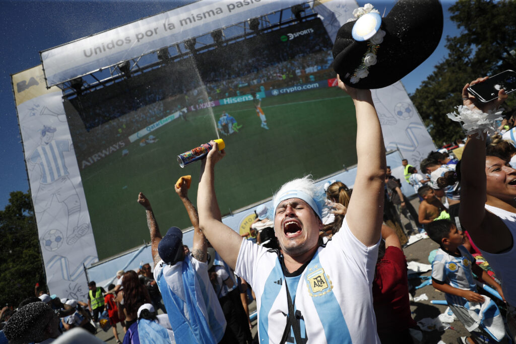 Qué resultado le conviene a Argentina para avanzar en el torneo