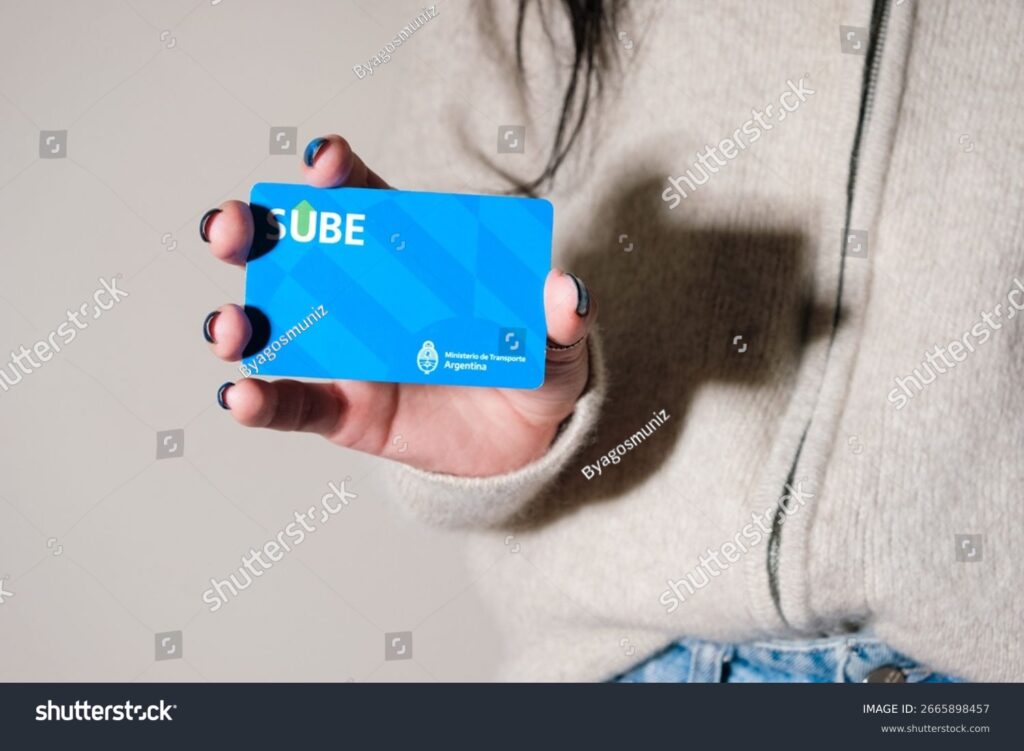Qué significa MM AA en una tarjeta de débito y para qué sirve